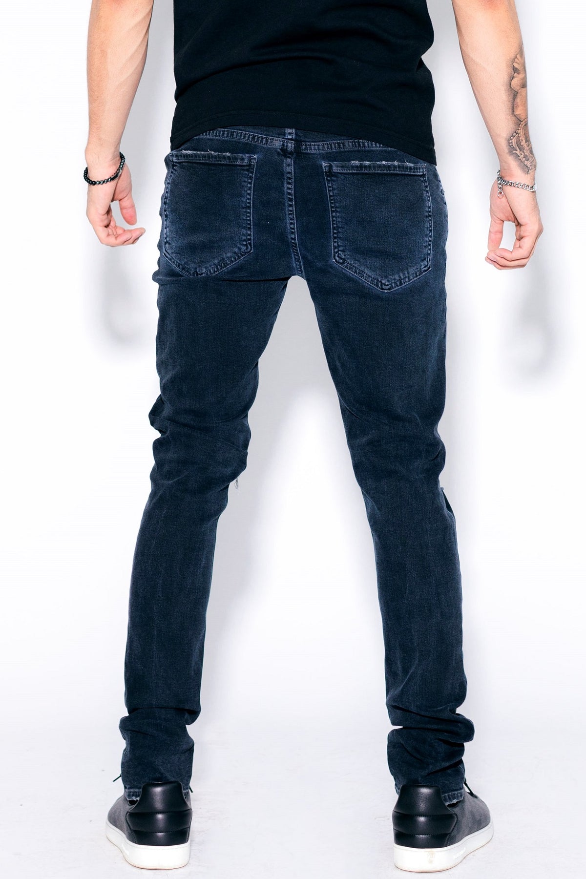 Premium Denim Made in the USA – nobrandjeans.com