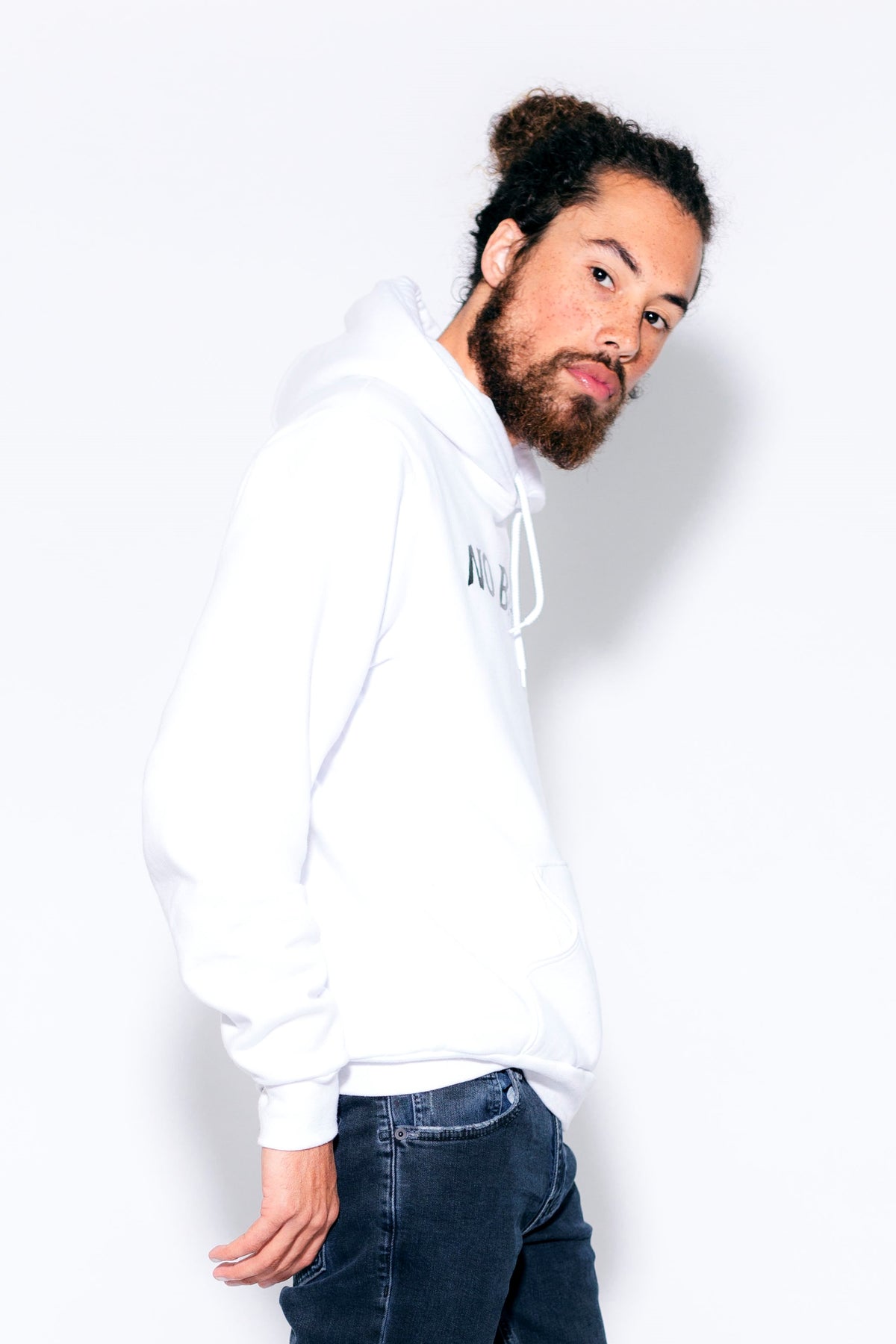 Men White Logo Hoodie Sweatshirt Made in the USA – nobrandjeans.com